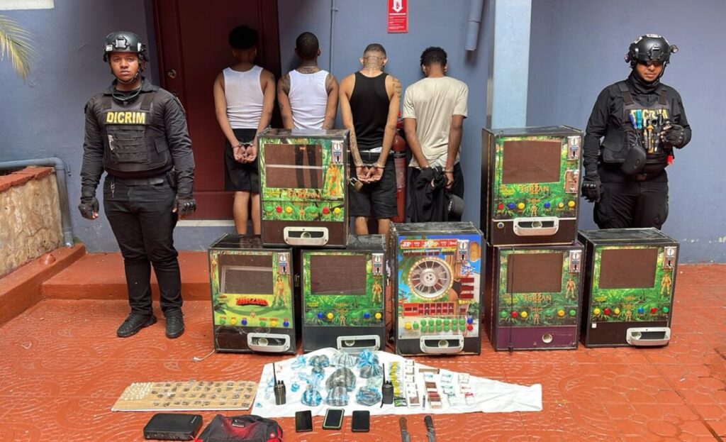 Operativo policial en Los Ríos deja incautaciones de drogas, equipos ilegales y detenciones – EL ...