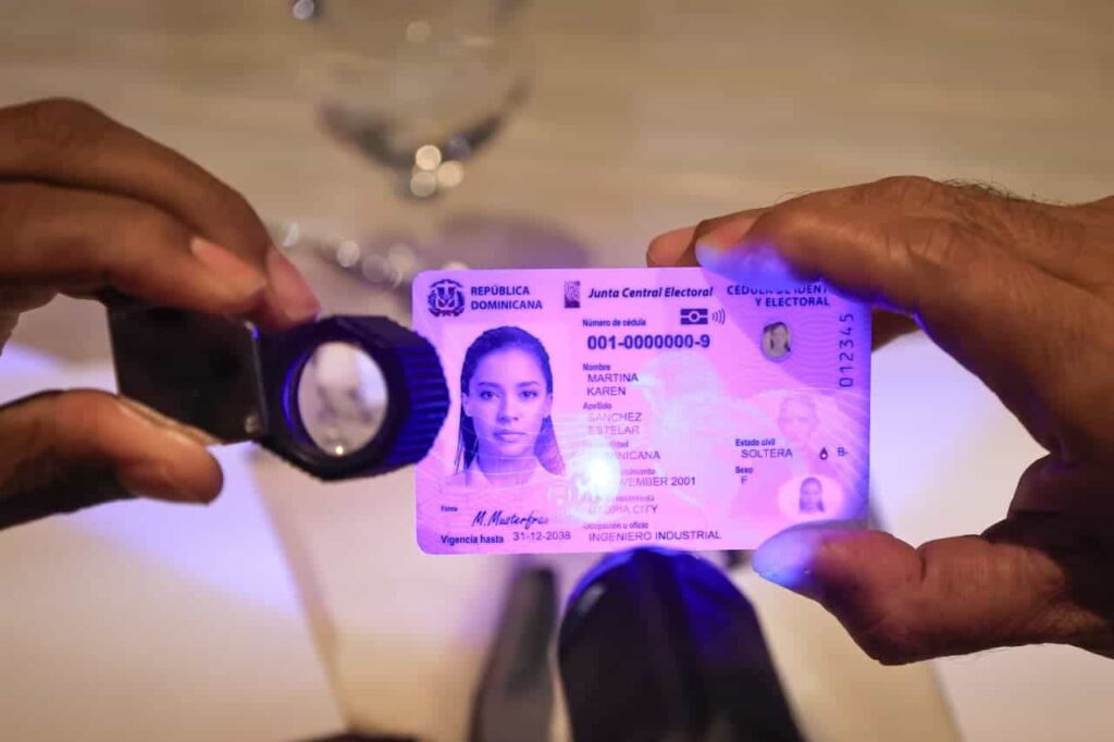 Así es la nueva cédula dominicana que será entregada en abril de 2026 ...